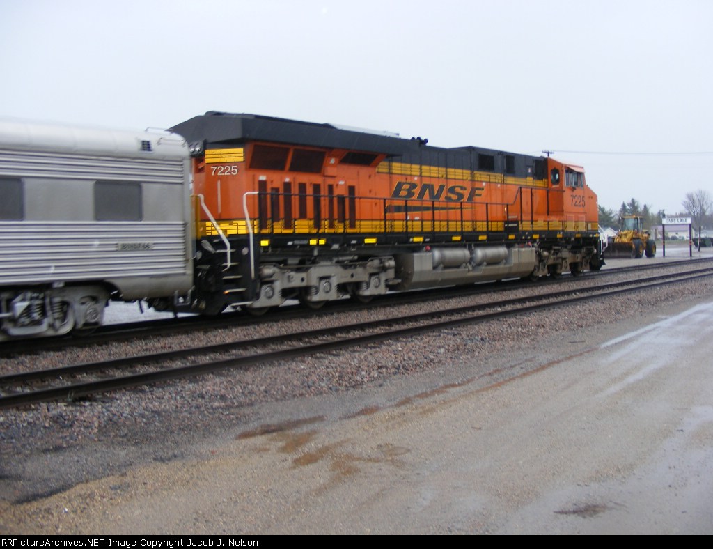 BNSF 7225